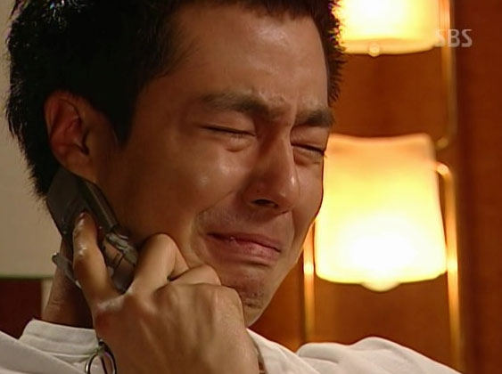 '발리에서 생긴 일' 리메이크 확정… 가장 유명한 장면은 조인성 '눈물의 통화'