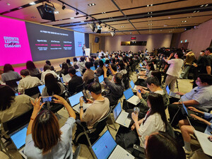 LGU+ "자체 개발 AI 기술로 콜센터 상담시간 19% 줄여…욕설 대응·사투리 파악 가능"